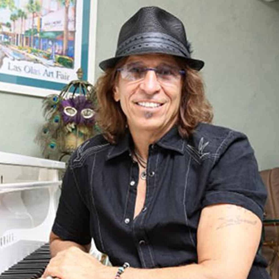 Meet the Band - Recovery Unplugged